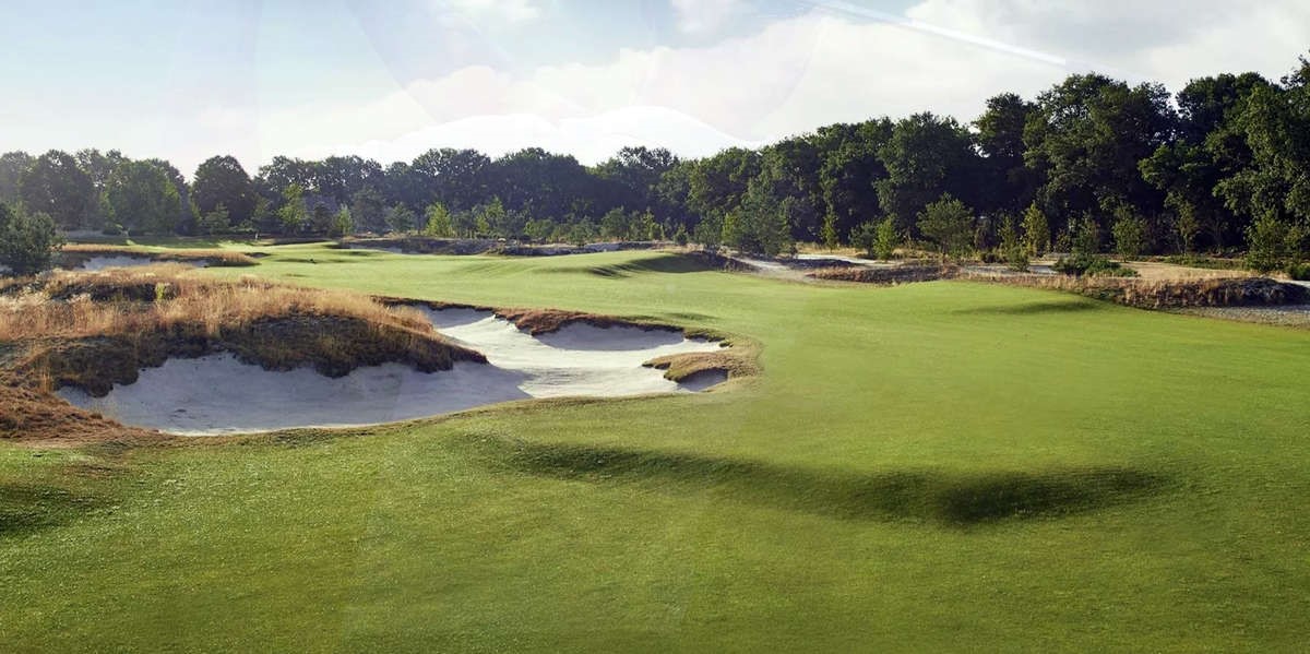 連載 GOLF Atmosphere No.104 ／ GOLF World誌 欧州大陸TOP100コース発表 | 東京クラシッククラブ